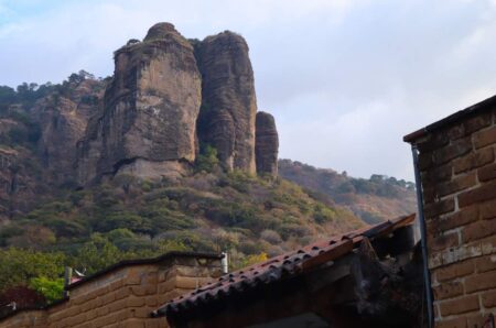 Cerro El Tepozteco, Aventurando a las Antiguas Ruinas - Gusto por México