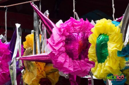 Origen e Historia de las Piñatas en México - Gusto por México